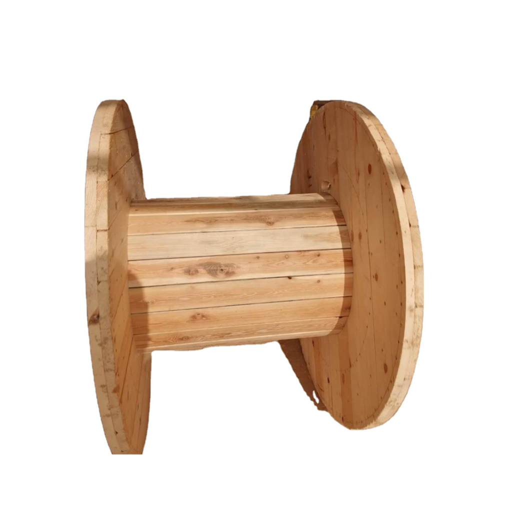 WOODEN REELS - Lumber Lot